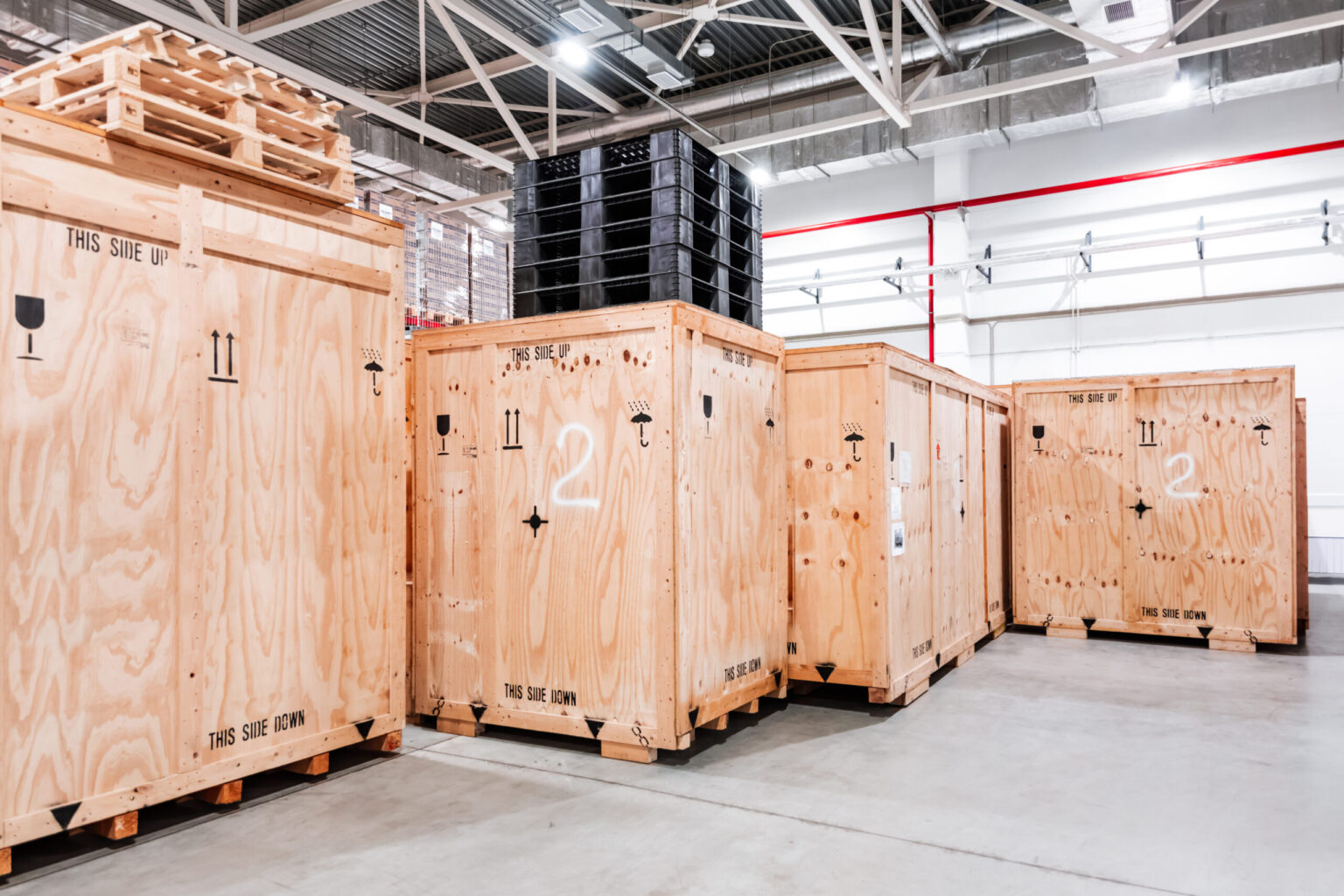 Benefits of Custom Wood Packaging for Shipping and Storage